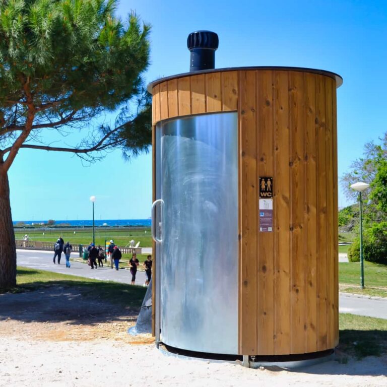 KL2 Compact - WooWoo Waterless and Composting Toilets